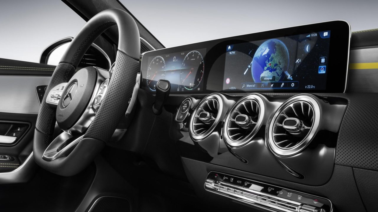 The new 2019 Mercedes A-Class – with Augmented Reality – Cogent Embedded